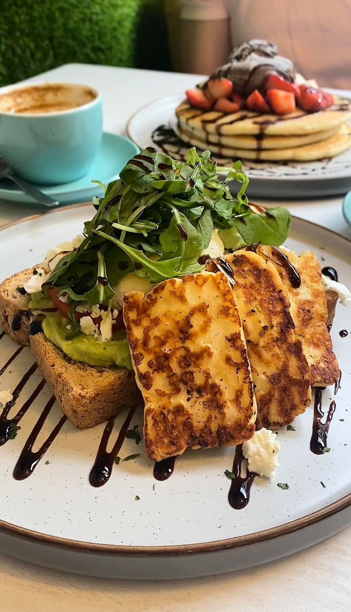 Lennox Eats Local Dundee Series | Episode 1 – LENNOX EATS