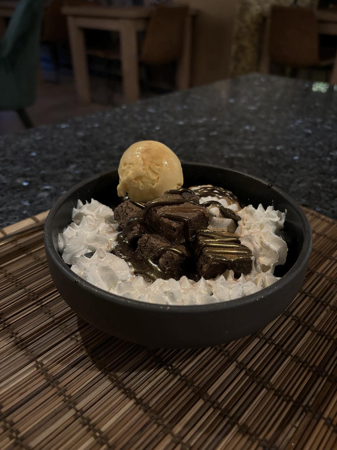 Lennox Eats Local Dundee Series | Episode 3 – LENNOX EATS